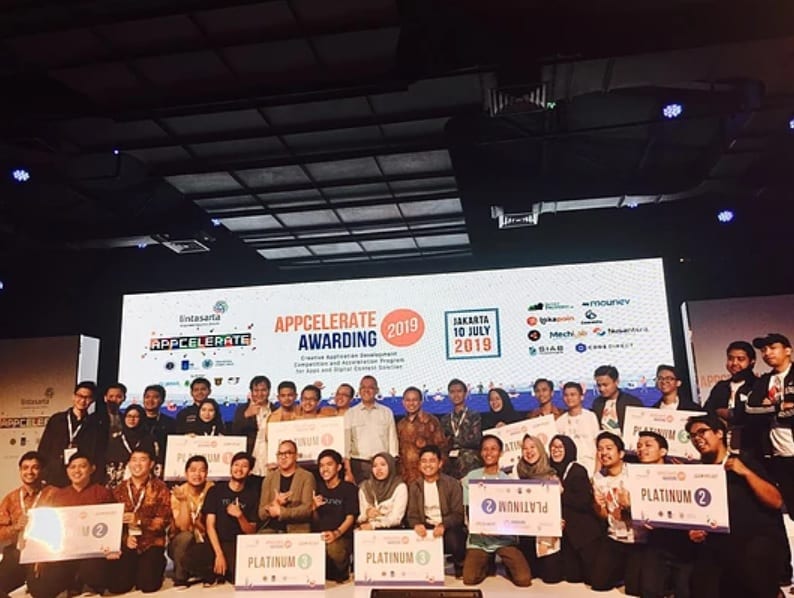 Peserta Innovative Academy Appcelerate Mengikuti Appcelerate Graduation ...
